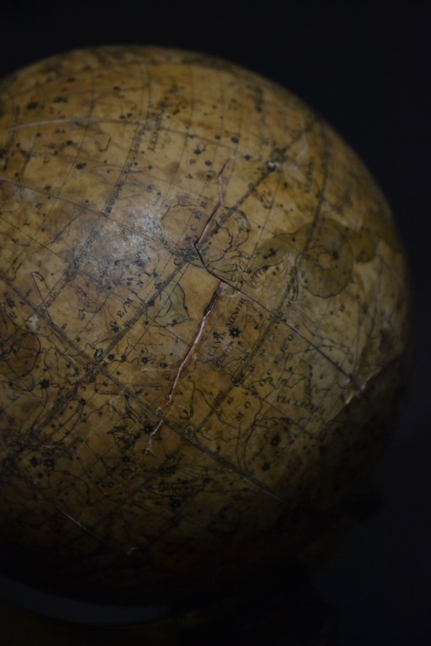 Newton’s New and Improved Celestial Globe – Colinstrongantiques.com